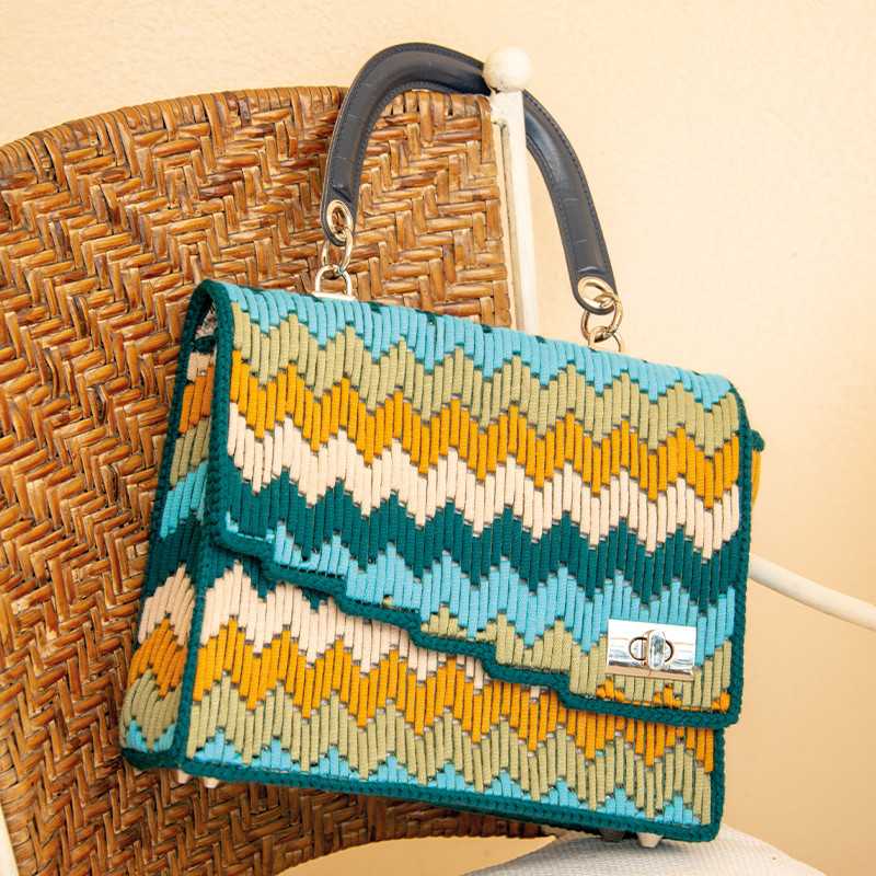 TUTORIAL BORSA SEVENTIES - MANTRA - Gomitolo.com