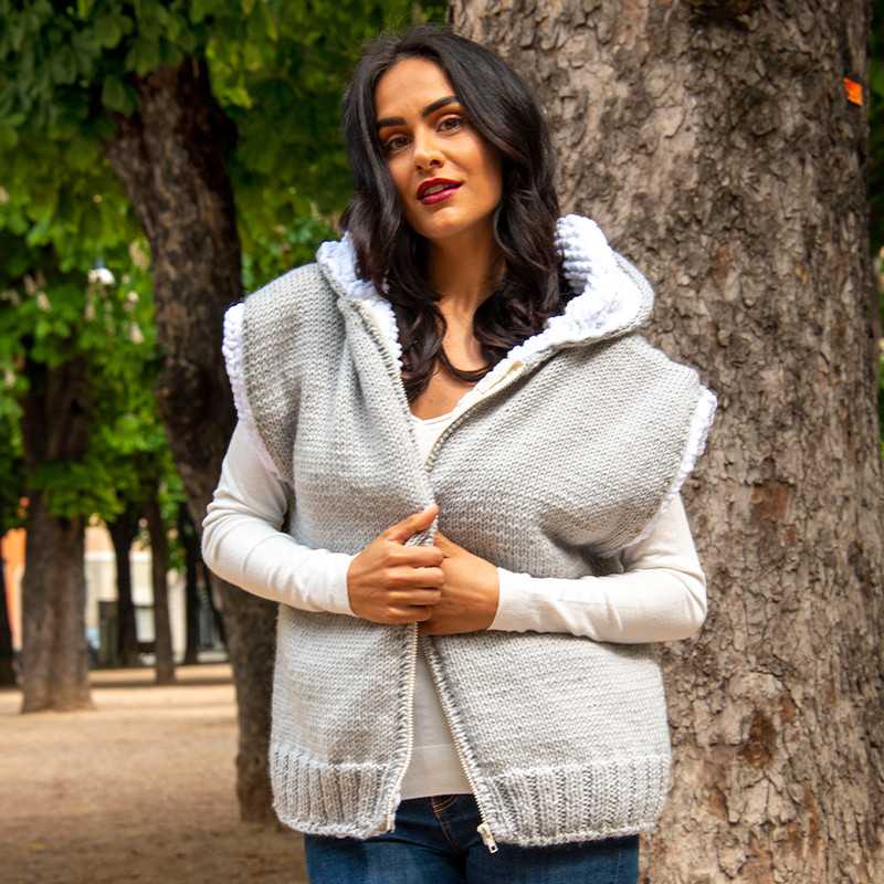 TUTORIAL OODED VEST - VELOUR AND MERINO PLUS - Gomitolo.com